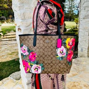 Coach | Bags | Coach Vintage Floral Roses Handbagwalletwristlet Nwt ...